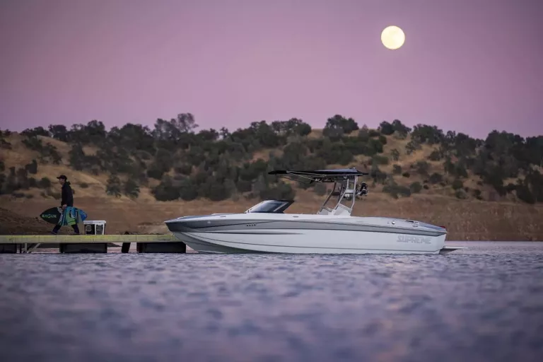 Supreme Boats in Yankton, SD - Sodak's Marina